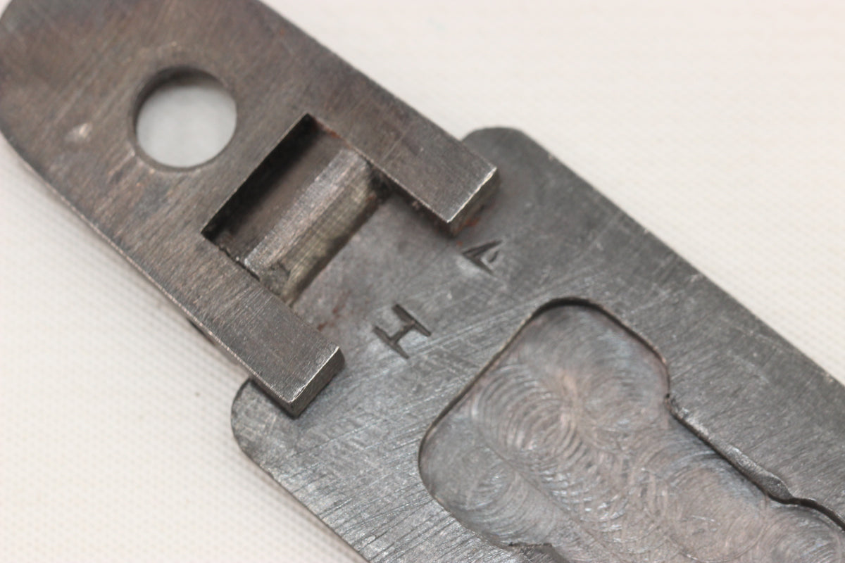 Floor Plate - Super Grade .22 Hornet - Pre-War - REFINISHED – pre64win.com